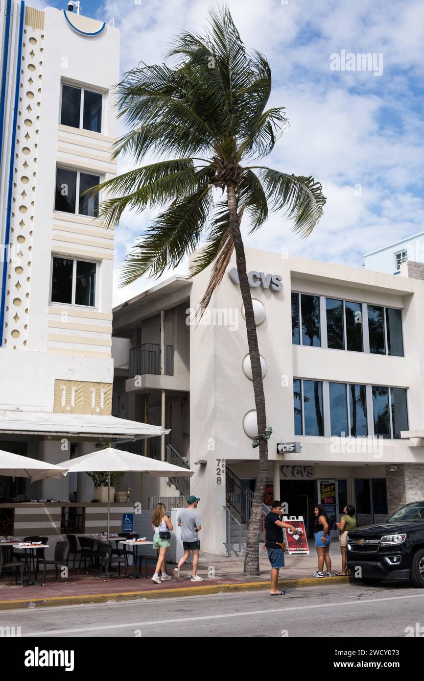 Miami, USA. 24th Oct, 2023. South Beach Ocean Drive Scarface chainsaw ...