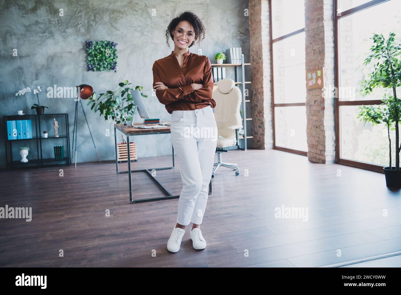 Full size portrait of pretty real estate agent lady crossed arms posing ...
