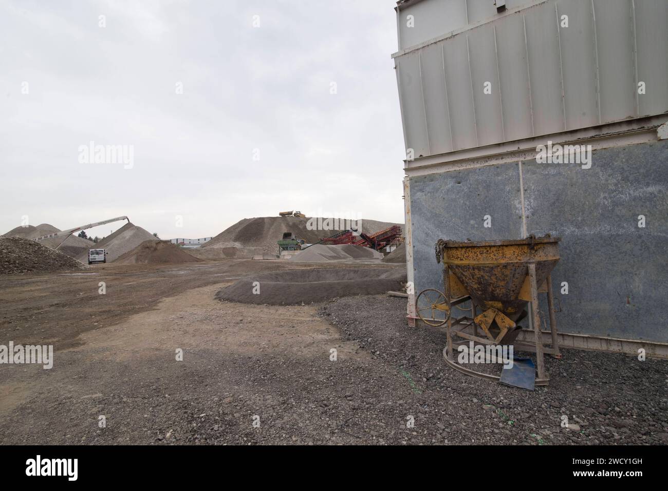 mining of sand and gravel resources for the construction industry ...