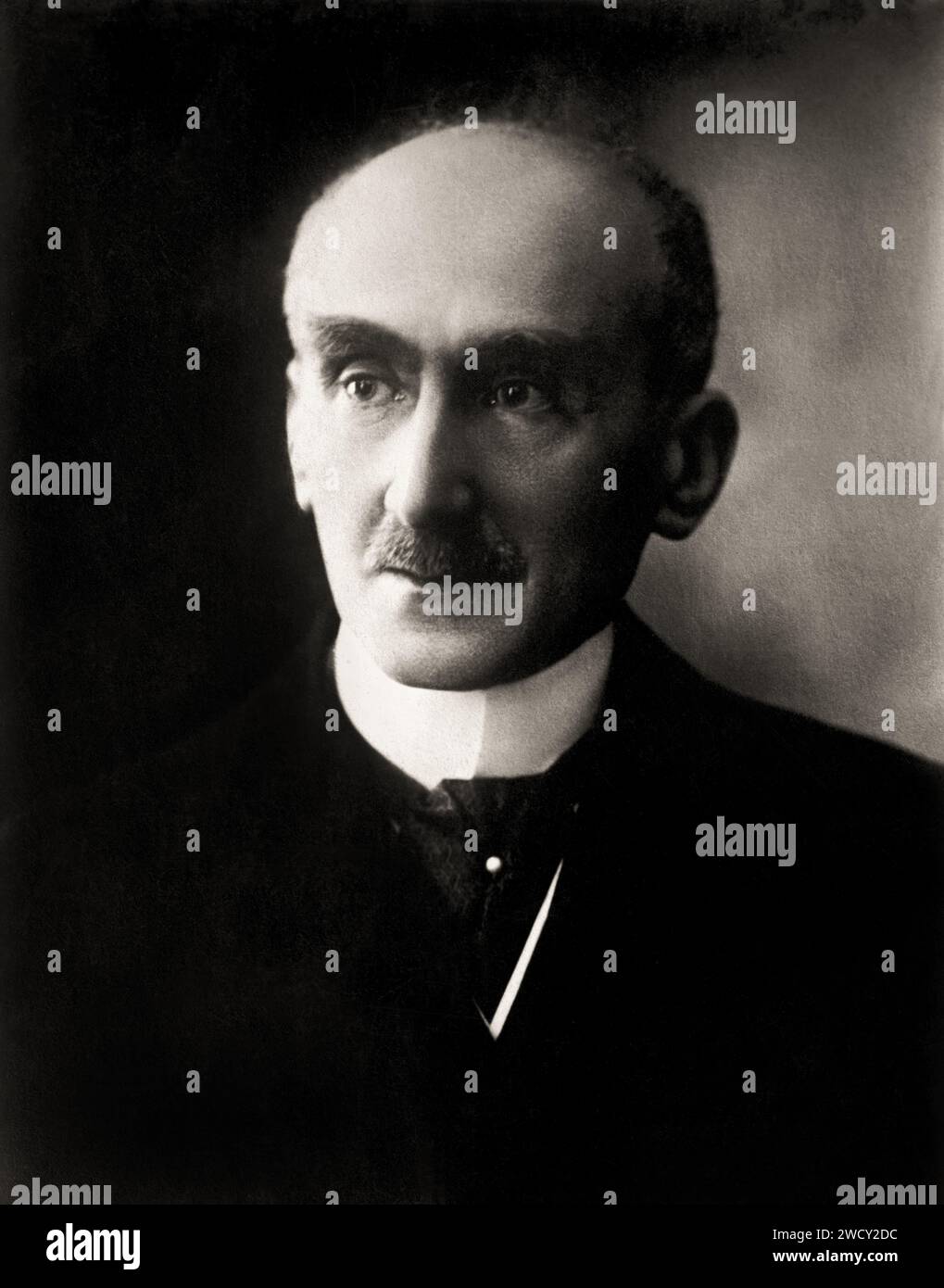 1927 , Paris , FRANCE : The french philosopher HENRI BERGSON ( 1859 ...