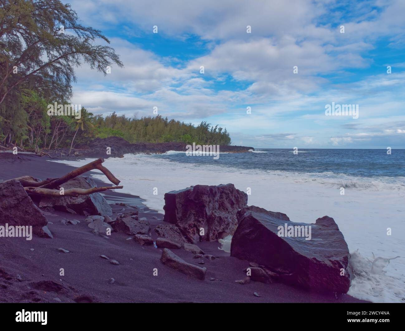 A Kehena black sand beach in the Big Island's Puna district, Hawaii ...