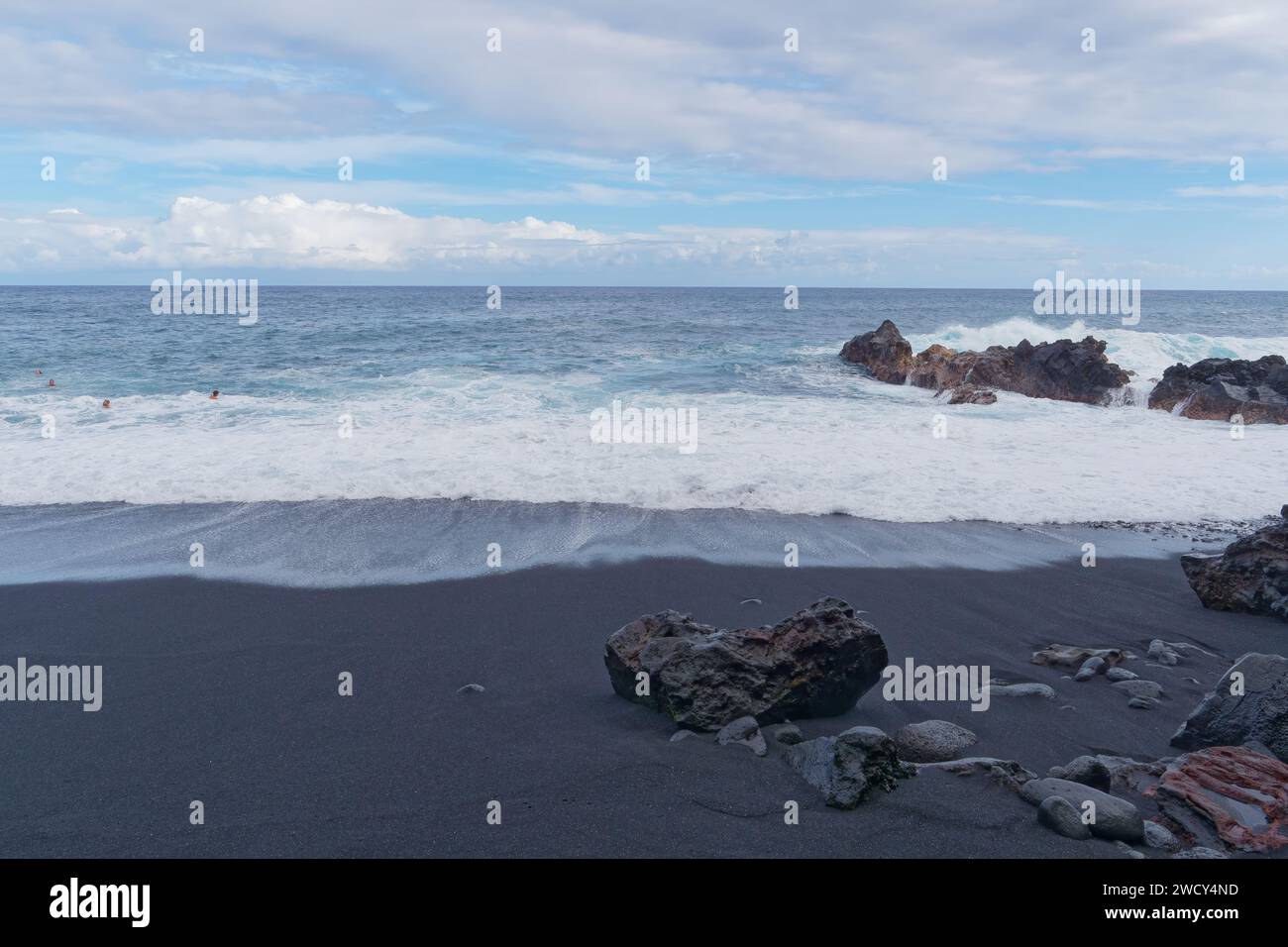 A Kehena black sand beach in the Big Island's Puna district, Hawaii ...