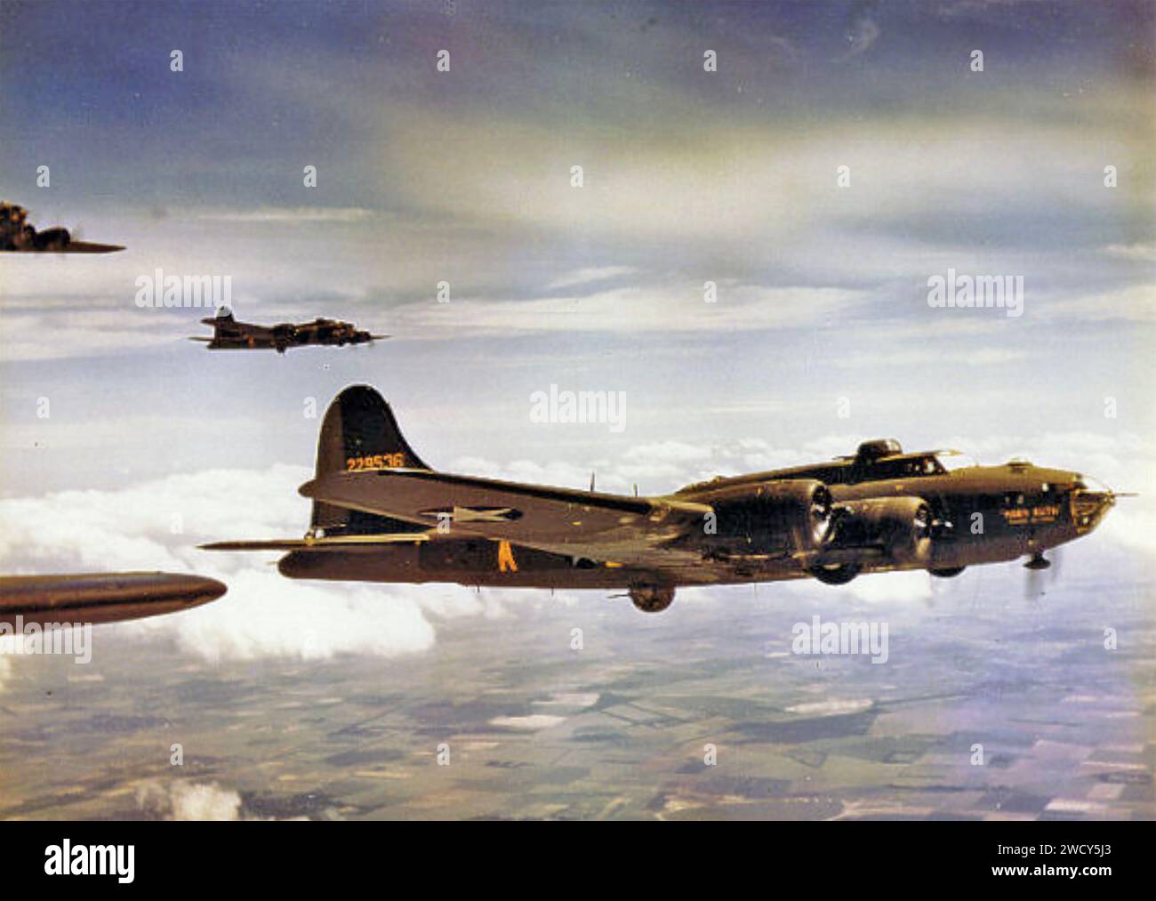 BOEING B-17 Flying Fortresses about 1944 Stock Photo - Alamy