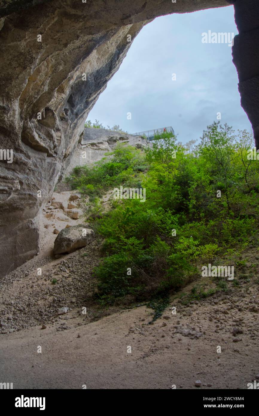 Entrance of the cave of Fertorakos Quarry and Cave Theater Theme Park ...