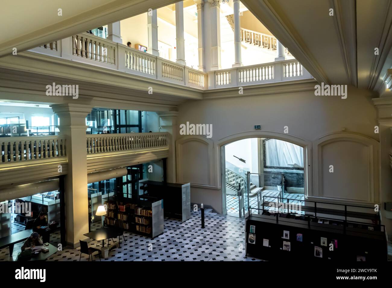 Salt istanbul hi-res stock photography and images - Alamy