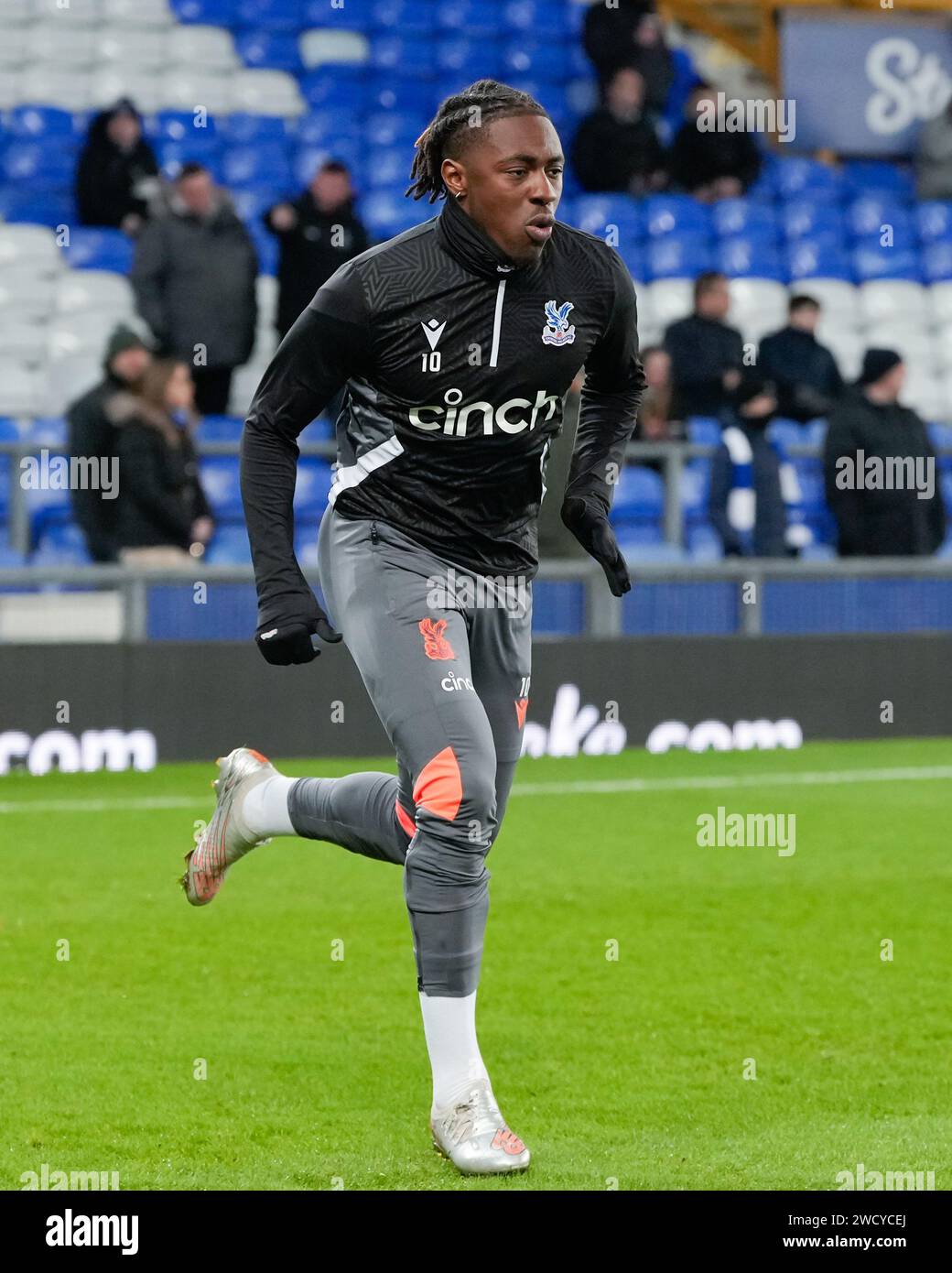 Liverpool, UK. 17th Jan, 2024. Eberechi Eze of Crystal Palace warms up ...