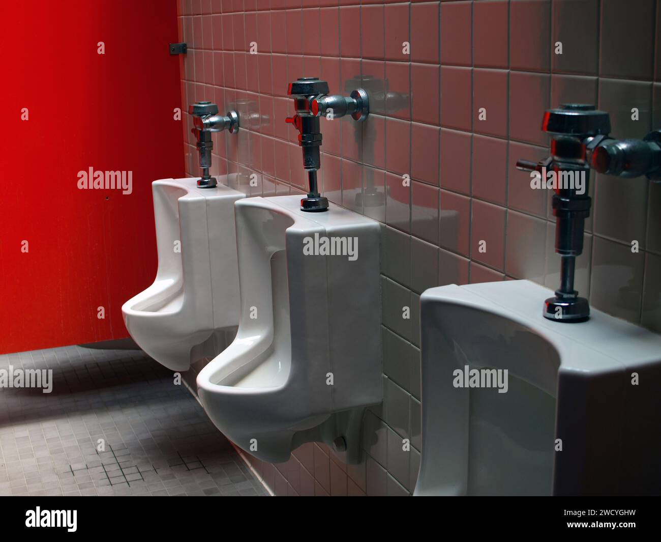 Public urinals hi-res stock photography and images - Alamy