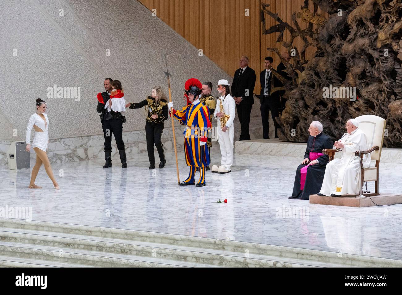 Vatican, Vatican. 17th Jan, 2024. Circus people of Royal Circus and ...