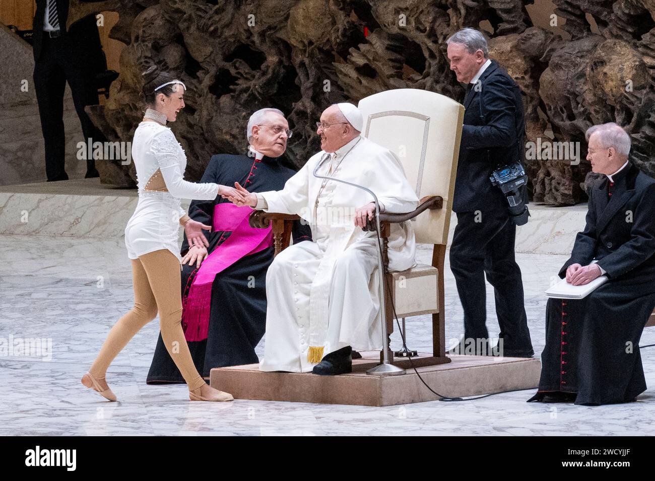 Vatican, Vatican. 17th Jan, 2024. A girl from the Royal Circus seen ...
