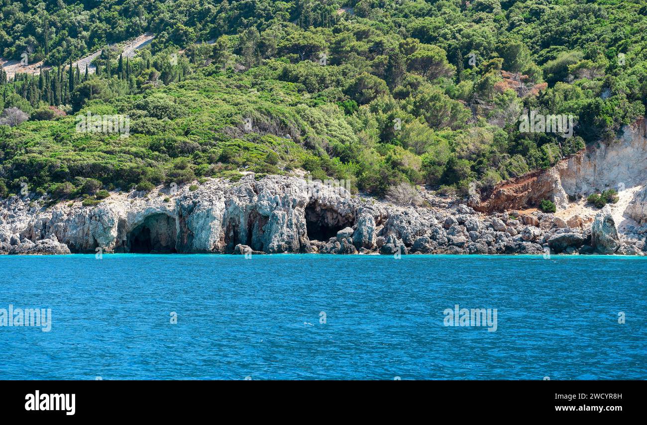 Cave natural beauty hi-res stock photography and images - Alamy
