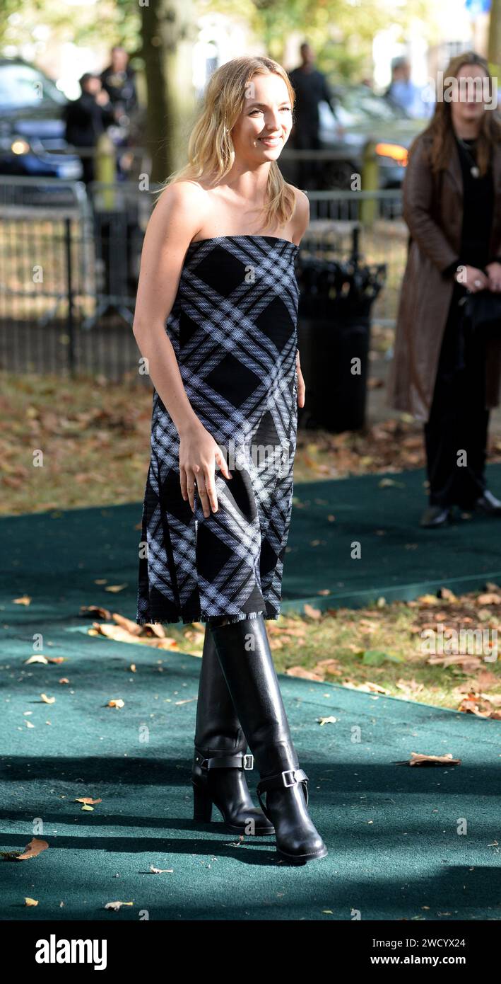 Photo Must Be Credited ©Alpha Press 078237 18/09/2023 Jodie Comer LFW ...