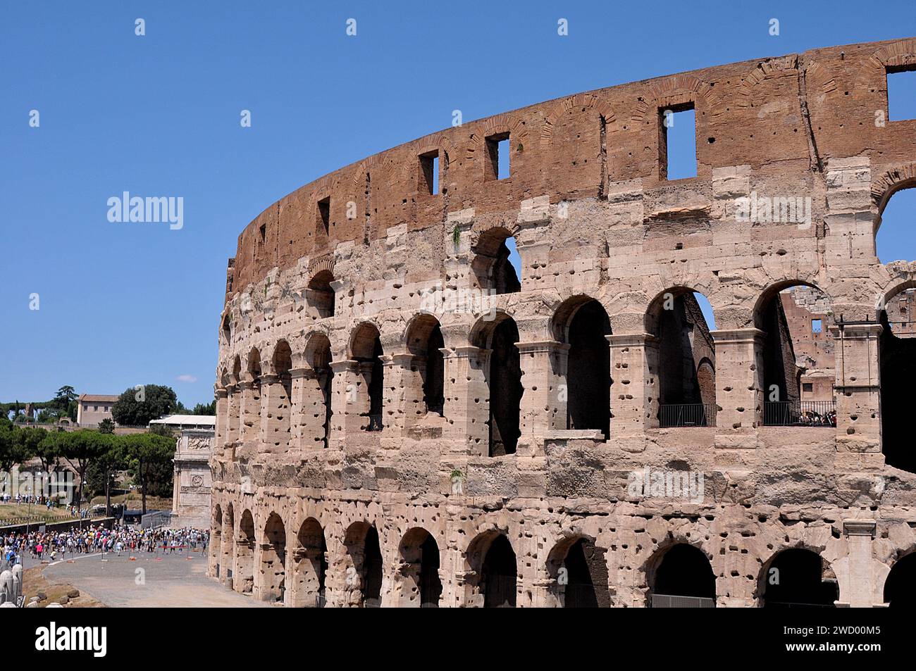 Rome / Italy 16.July 2019/Thousands of toruists from various ntions ...