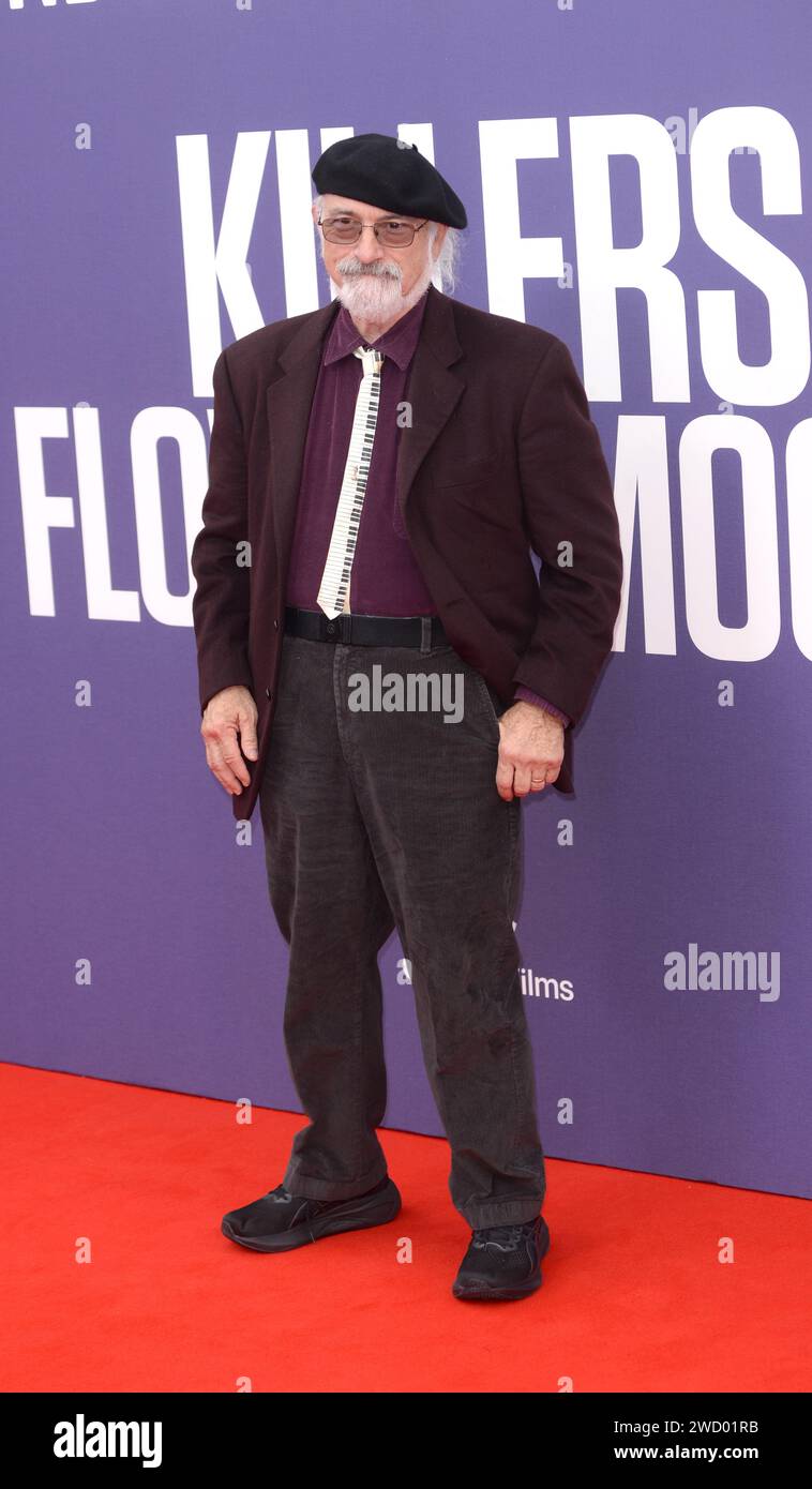 Aubergine blazer hi-res stock photography and images - Alamy