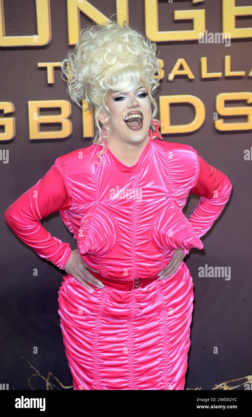 Photo Must Be Credited ©Alpha Press 078237 09/11/2023 Elektra Fence The ...