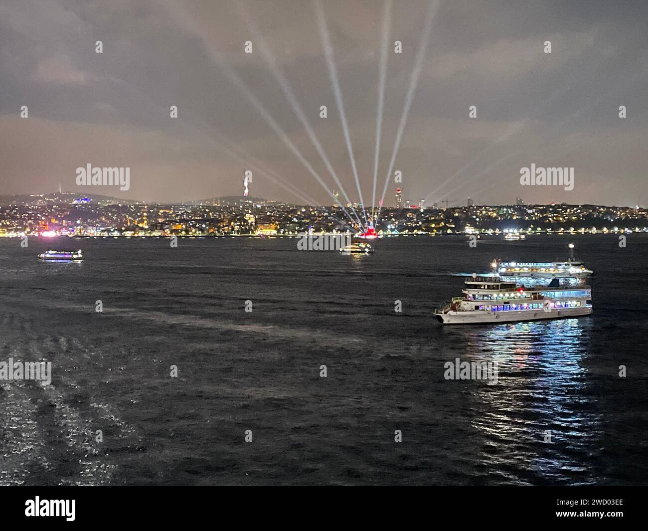 BOSPHORUS, Turkey. Nighttime illuminations to celebrate National Day ...