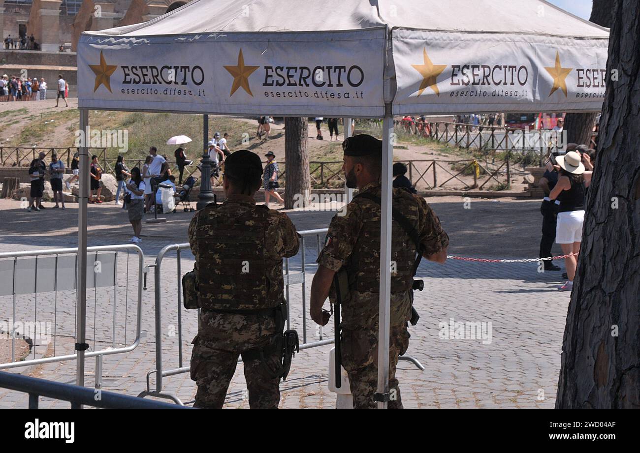 Kolosseum oder kolosseum hi-res stock photography and images - Alamy