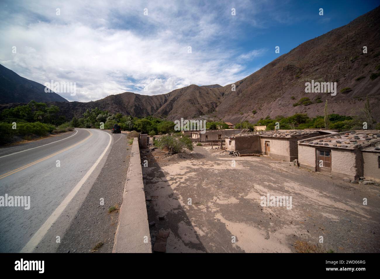 Typical architeture of the building ao the Andes Mountains, Ruta 51 ...