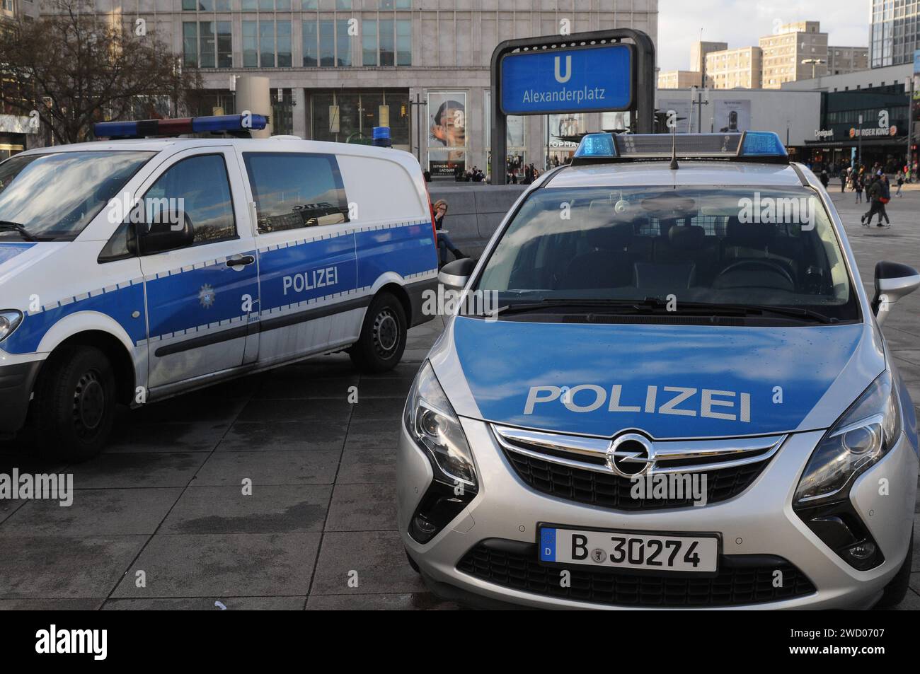 Bundesberlin hi-res stock photography and images - Alamy