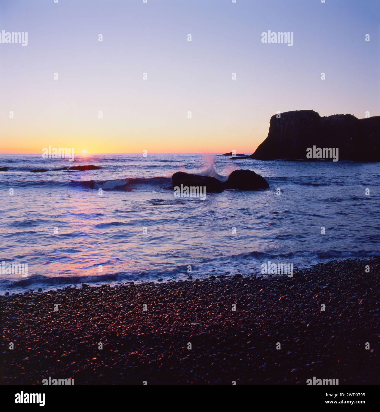 View over sea sunset hi-res stock photography and images - Alamy