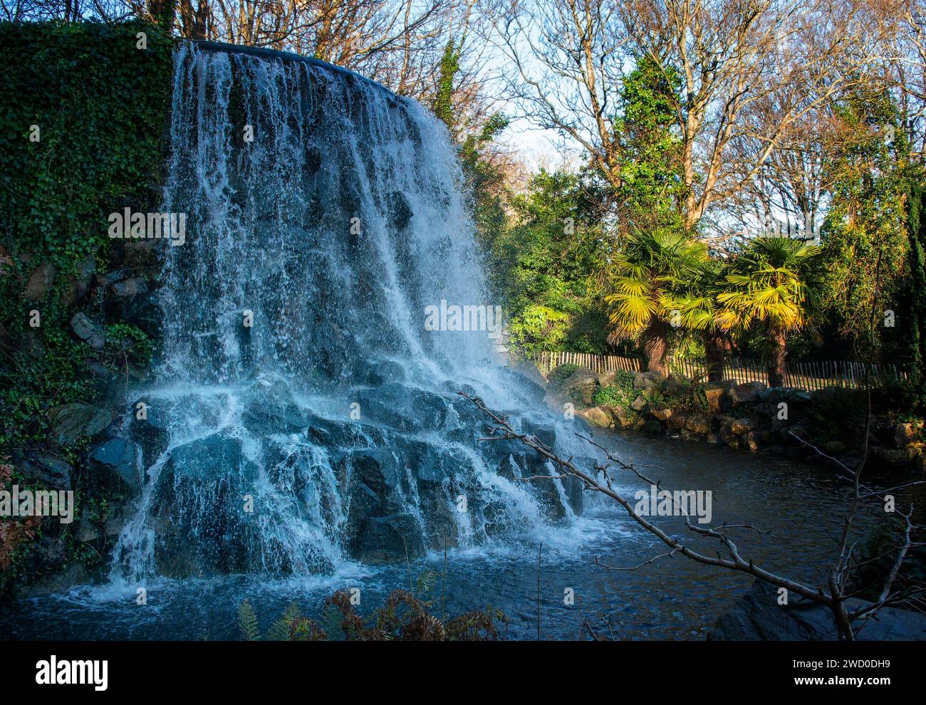 Iveagh gardens waterfall hi-res stock photography and images - Alamy