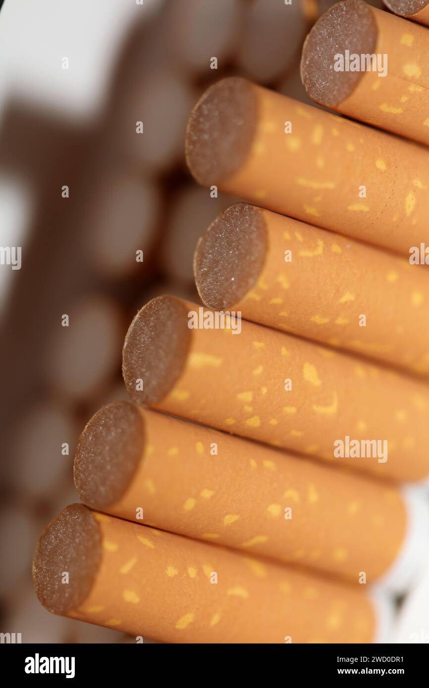 Smoking damage mouth hi-res stock photography and images - Alamy