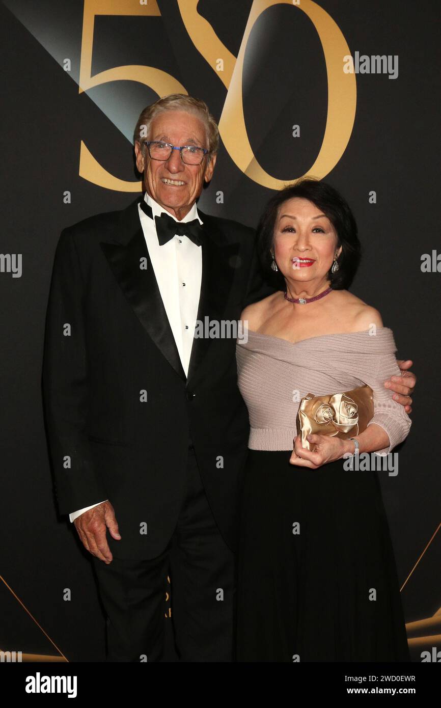 Connie chung and maury povich hi-res stock photography and images - Alamy