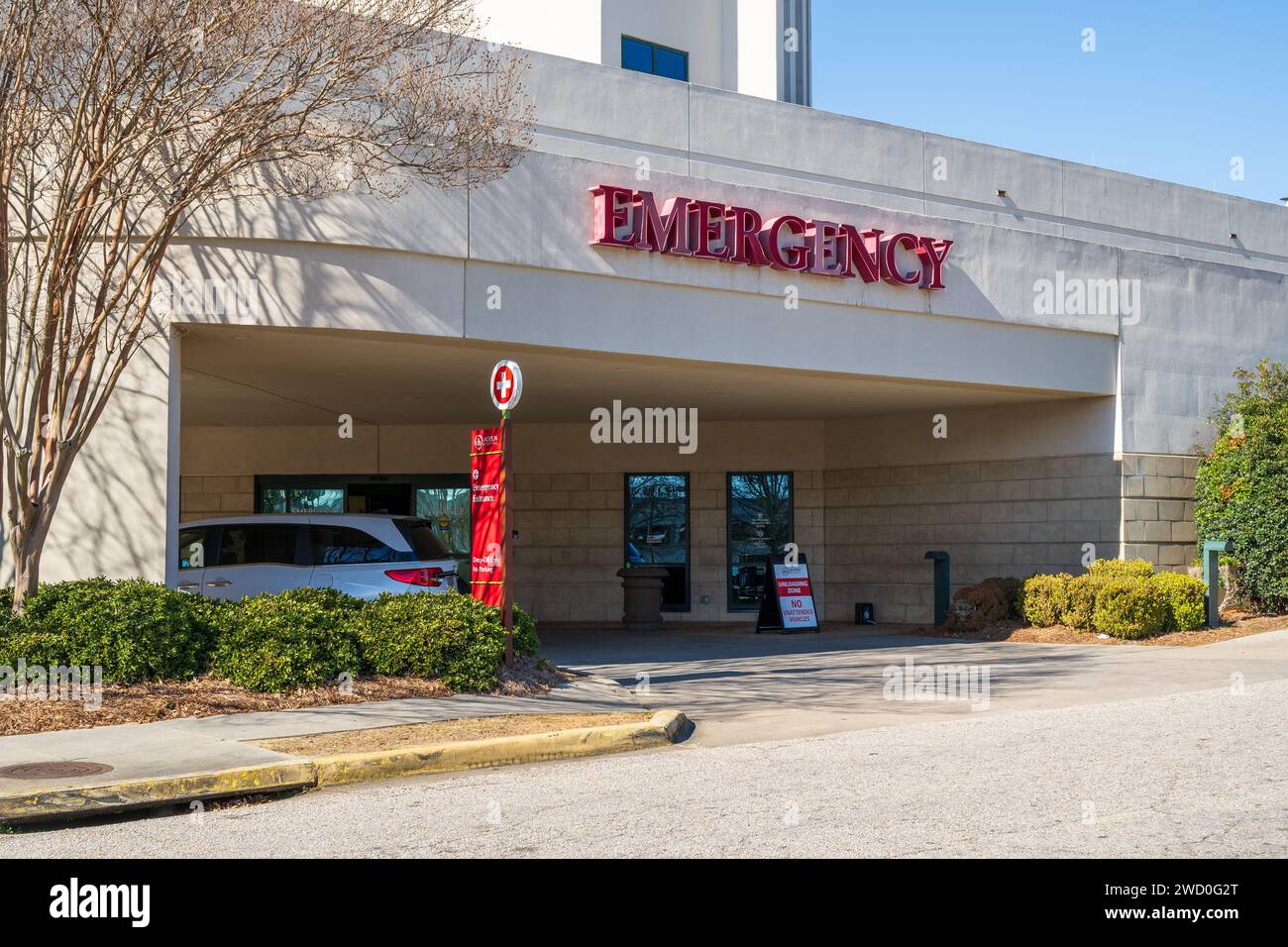 Hospital exterior emergency entrance, Montgomery Alabama USA Stock ...