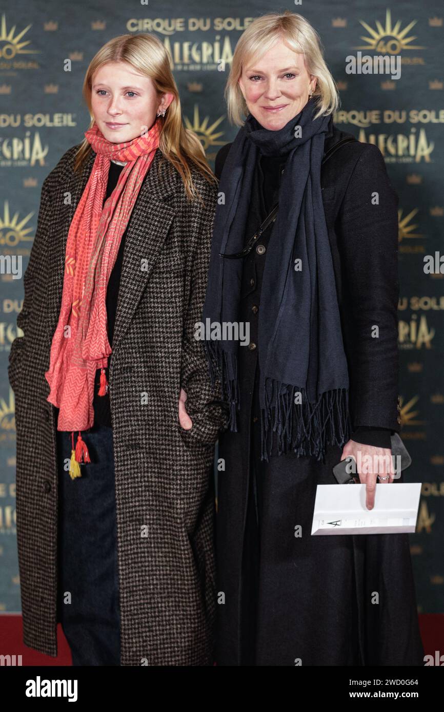 Hermione norris hi-res stock photography and images - Alamy