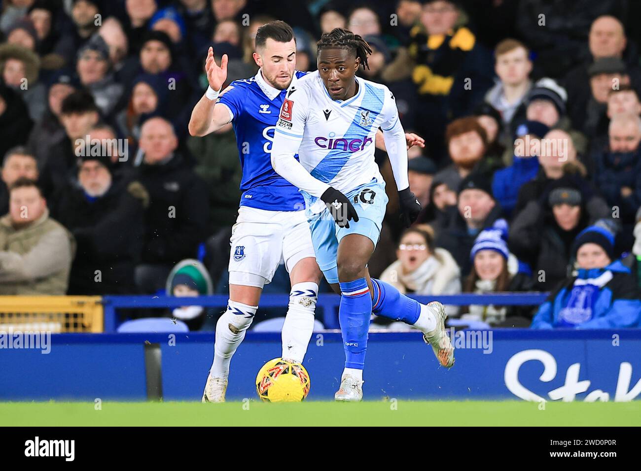 Liverpool, UK. 17th Jan, 2024. Eberechi Eze of Crystal Palace brings ...