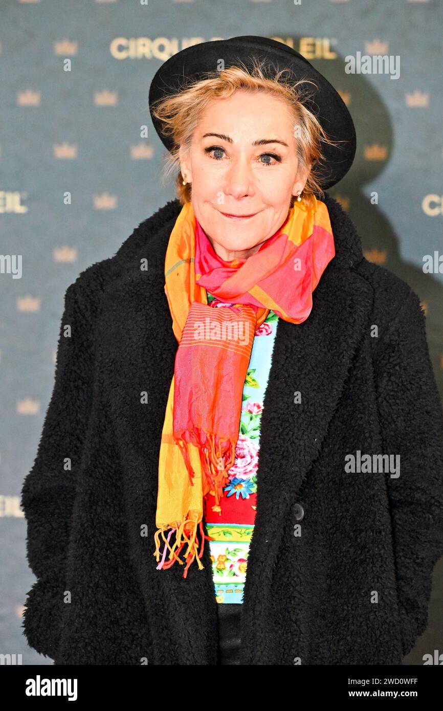 London, UK. 17th Jan, 2024. Zoe Wanamaker on the Red Carpet arrivals ...