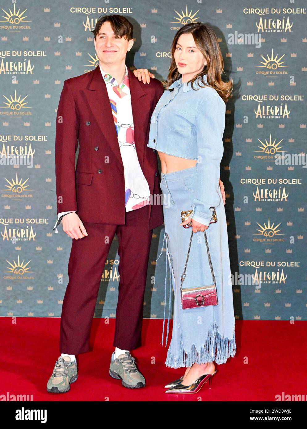 London, UK. 17th Jan, 2024. Tom Rosenthal (L) and guest on the Red ...