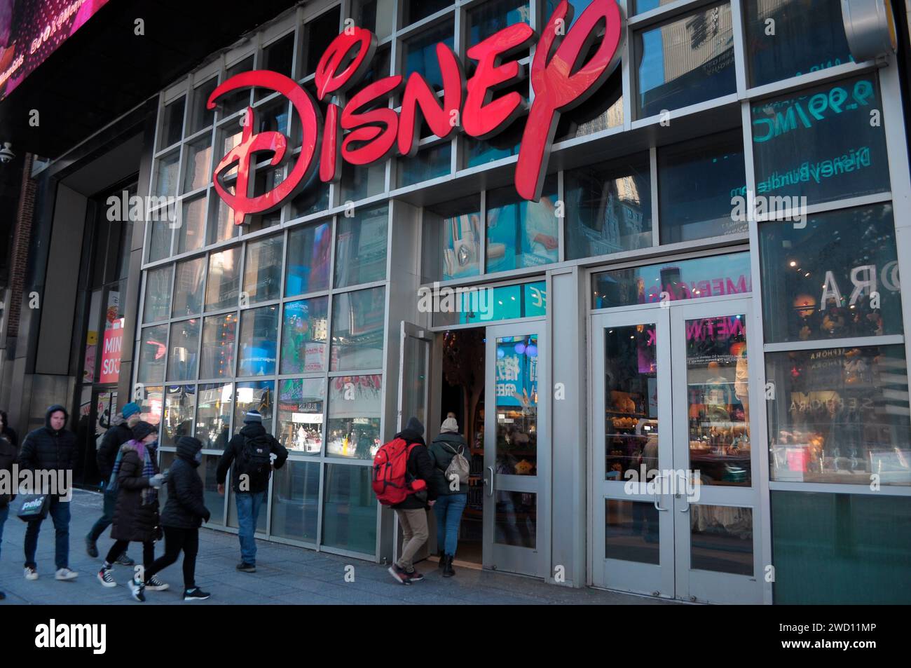 Disney store in times square hi-res stock photography and images - Alamy