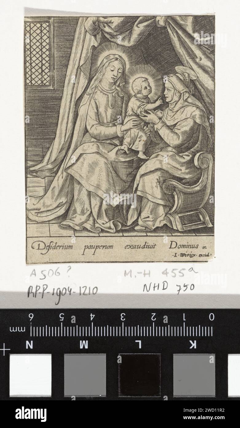 Mary and christ child close together hi-res stock photography and images - Alamy