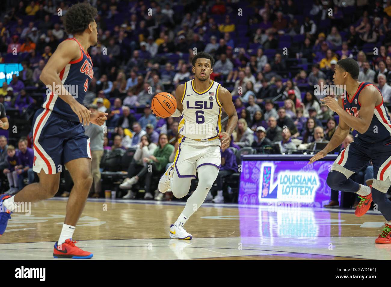 Baton Rouge, LA, USA. 17th Jan, 2024. LSU's Jordan Wright (6) looks for ...