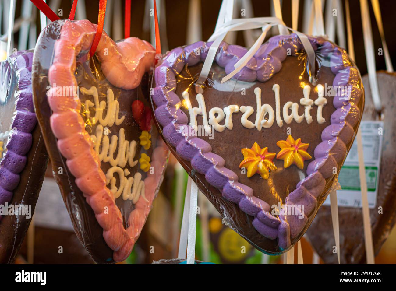 Gingerbread heart germany hi-res stock photography and images - Alamy