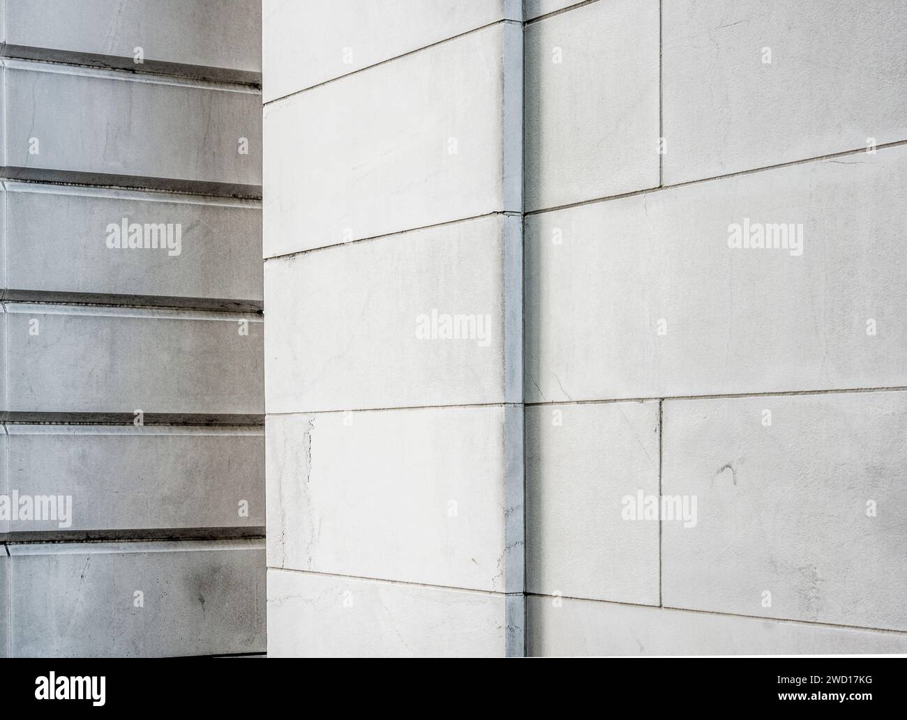 Architectural abstracts compositions intended to compress the ...
