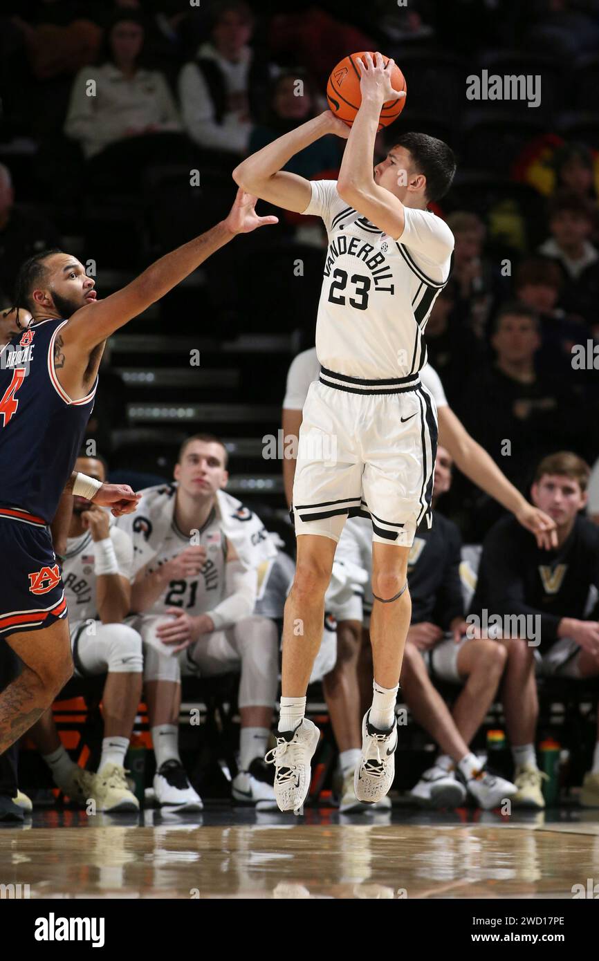 NASHVILLE, TN - JANUARY 17: Vanderbilt Commodores guard Jason Rivera ...