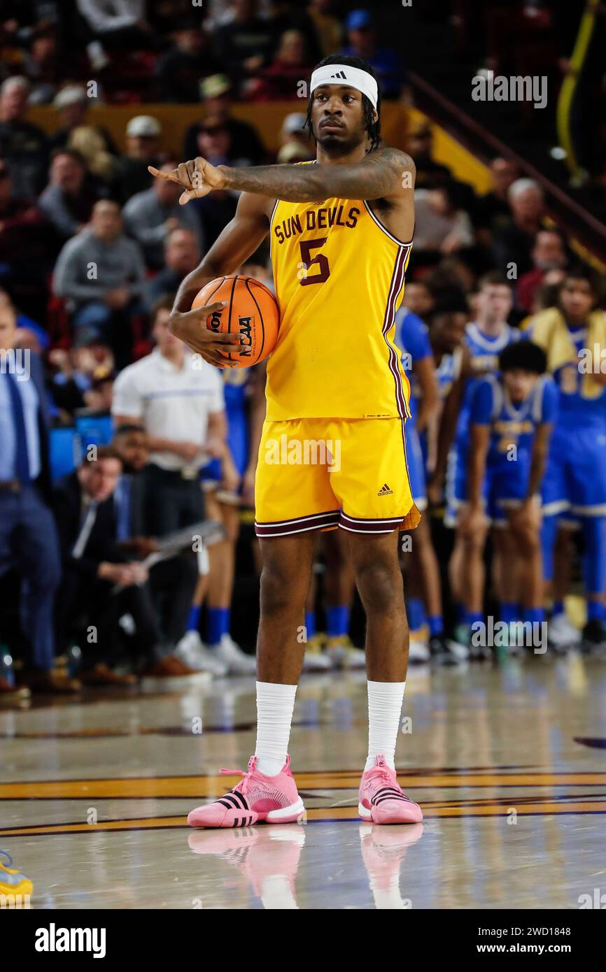 GLENDALE, AZ - JANUARY 17: Arizona State Sun Devils guard Jamiya Neal ...