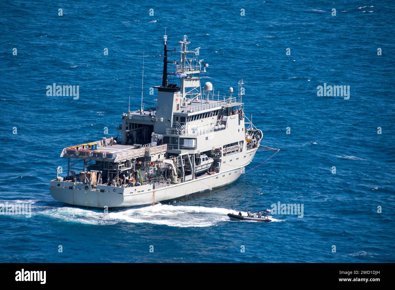 The Royal Australian Navy Leeuwin-class hydrographic survey ship HMAS ...