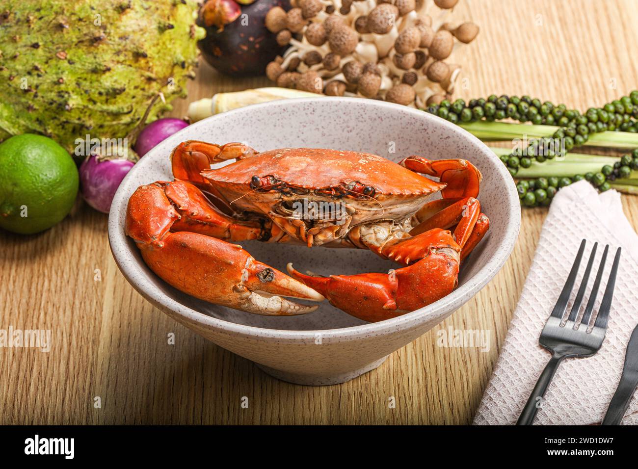 Delicous luxury steamed red crab in the plate Stock Photo - Alamy