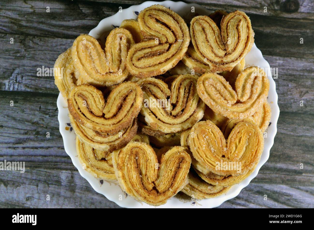 palmier, short for feuille de palmier 'palm tree leaf, French hearts ...