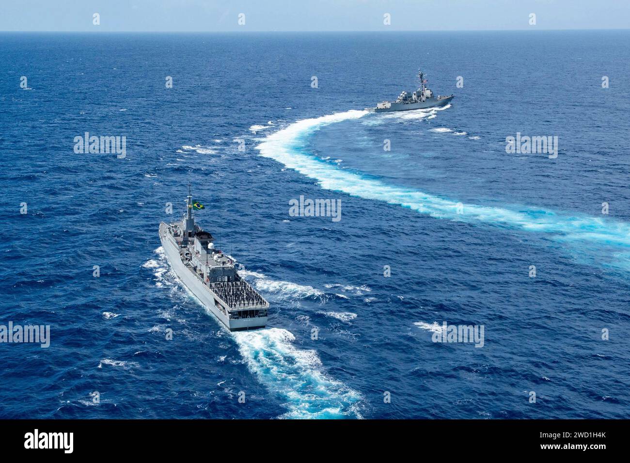 Guided-missile destroyer USS William P. Lawrence breaks formation with ...