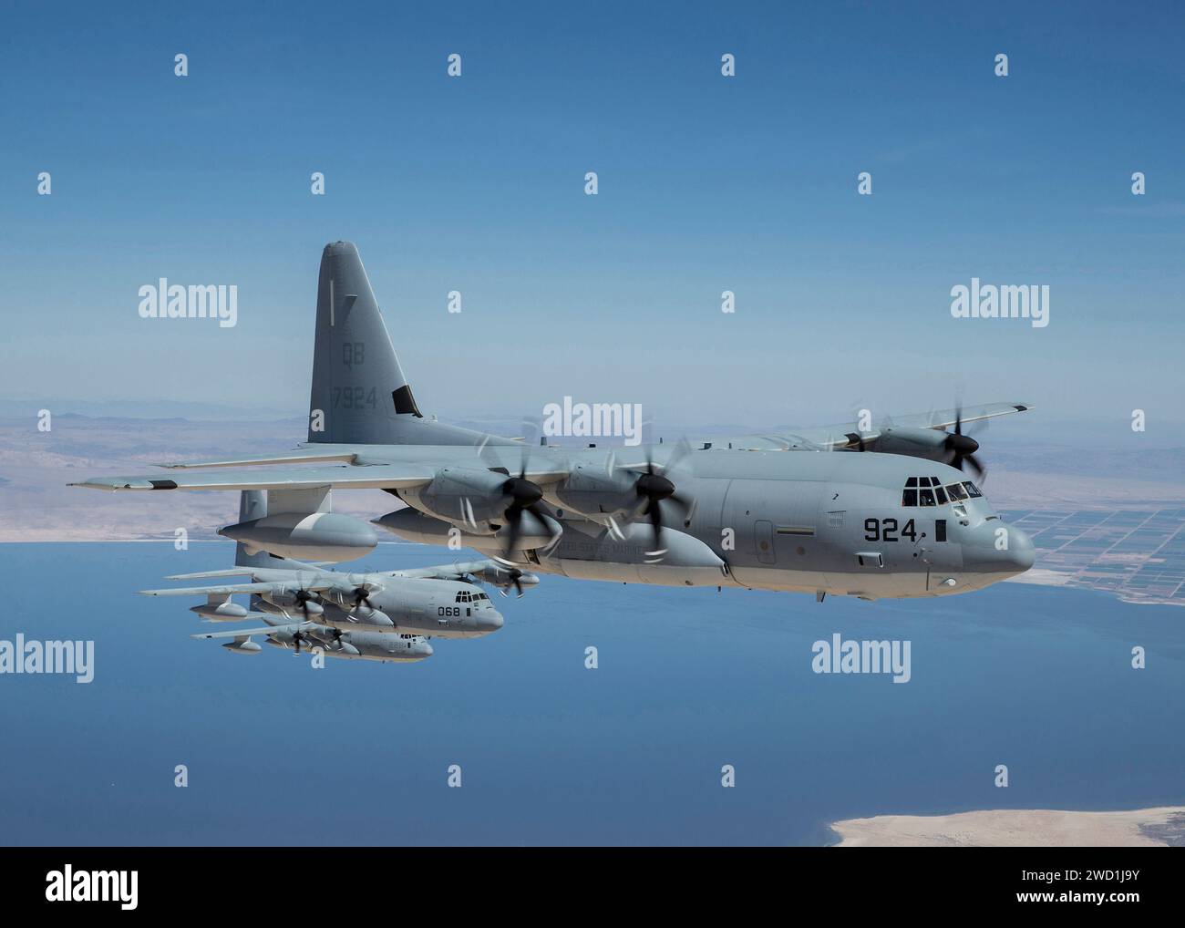 Marine corps c 130 hercules hi-res stock photography and images - Alamy