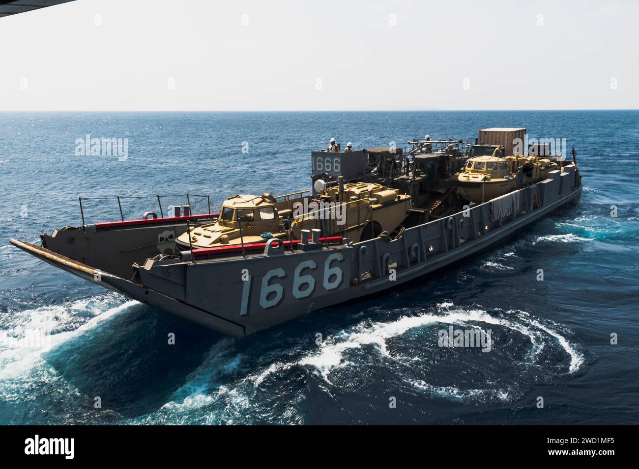 Landing craft utility boat departs the well deck o fUSS Green Bay in ...