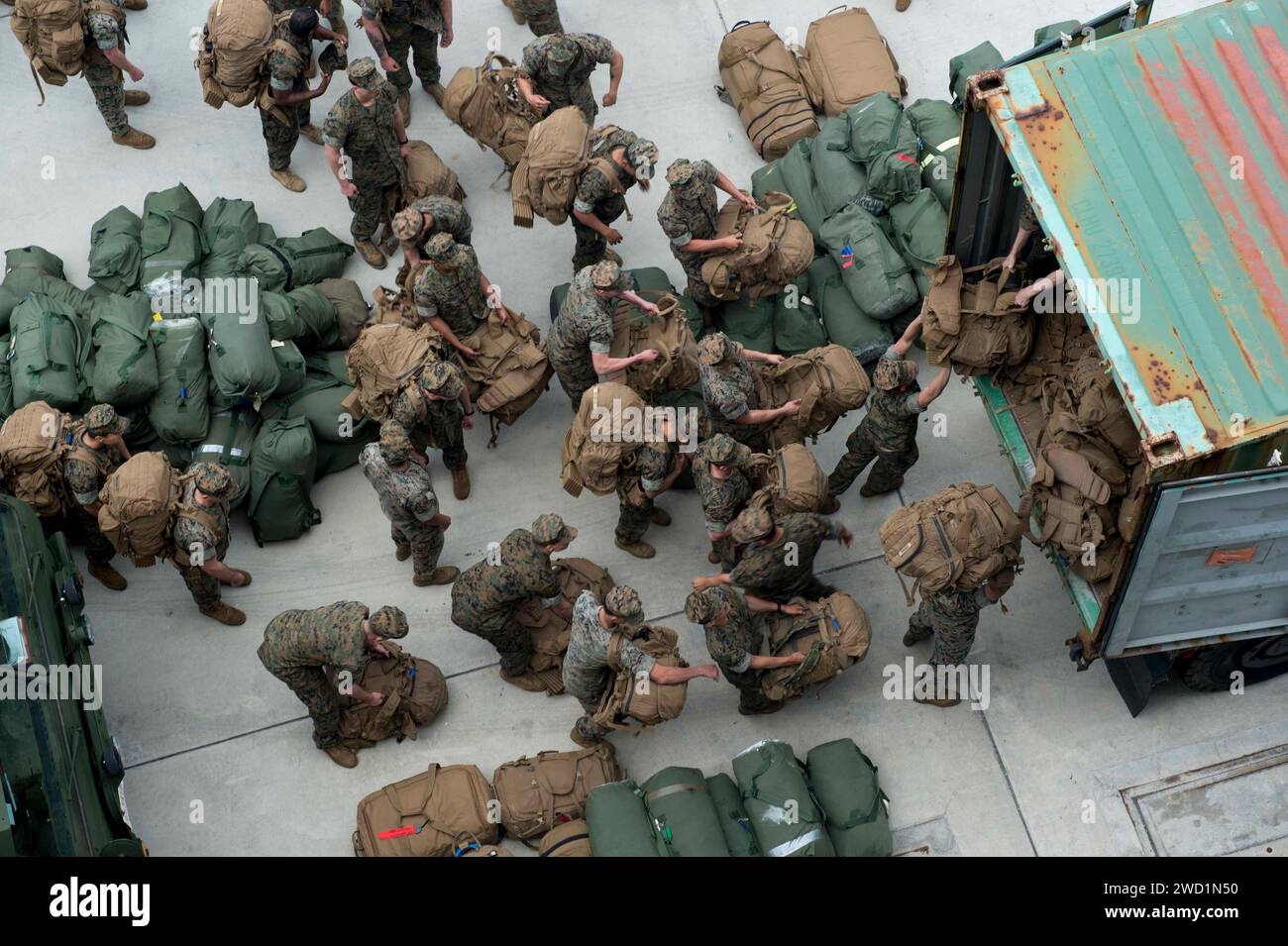 U.S. Marines load gear into a logistic vehicle system replacement Stock Photo - Alamy