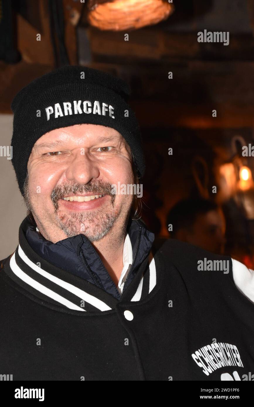 Christian Lehner Parkcafe Wirt Muenchen 17.01.2024 Parkcafe Eisstock WM ...