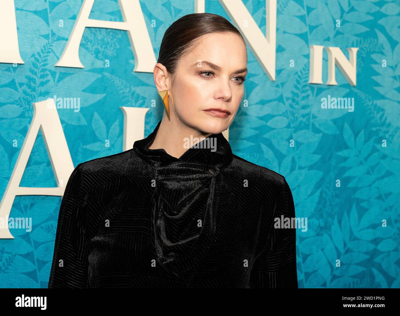 Ruth Wilson attends the premiere of Showtime's 'The Woman In The Wall ...
