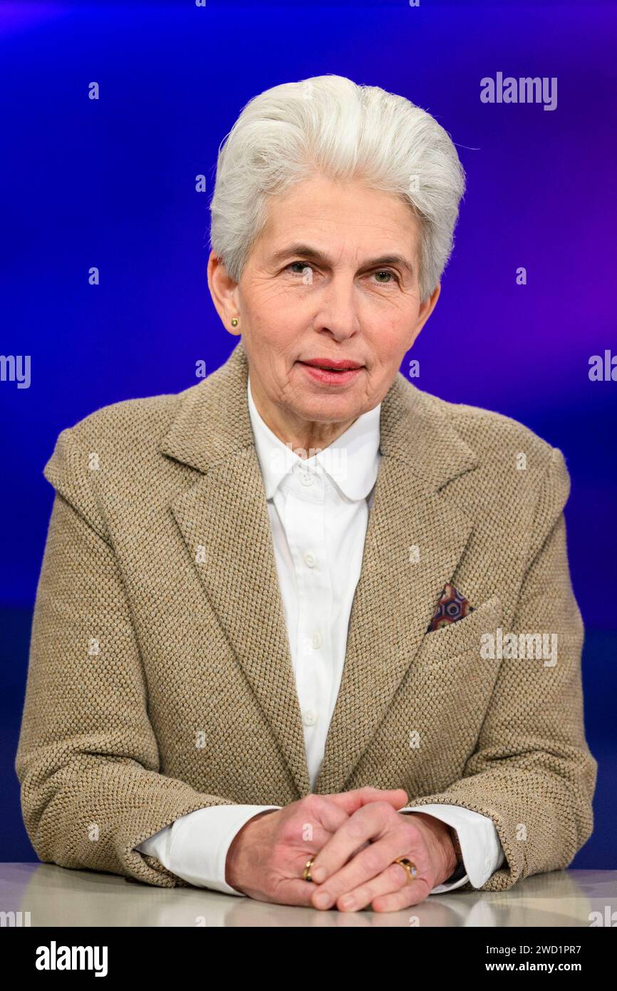 Marie-Agnes Strack-Zimmermann, FDP Außenpolitikerin, maischberger ...