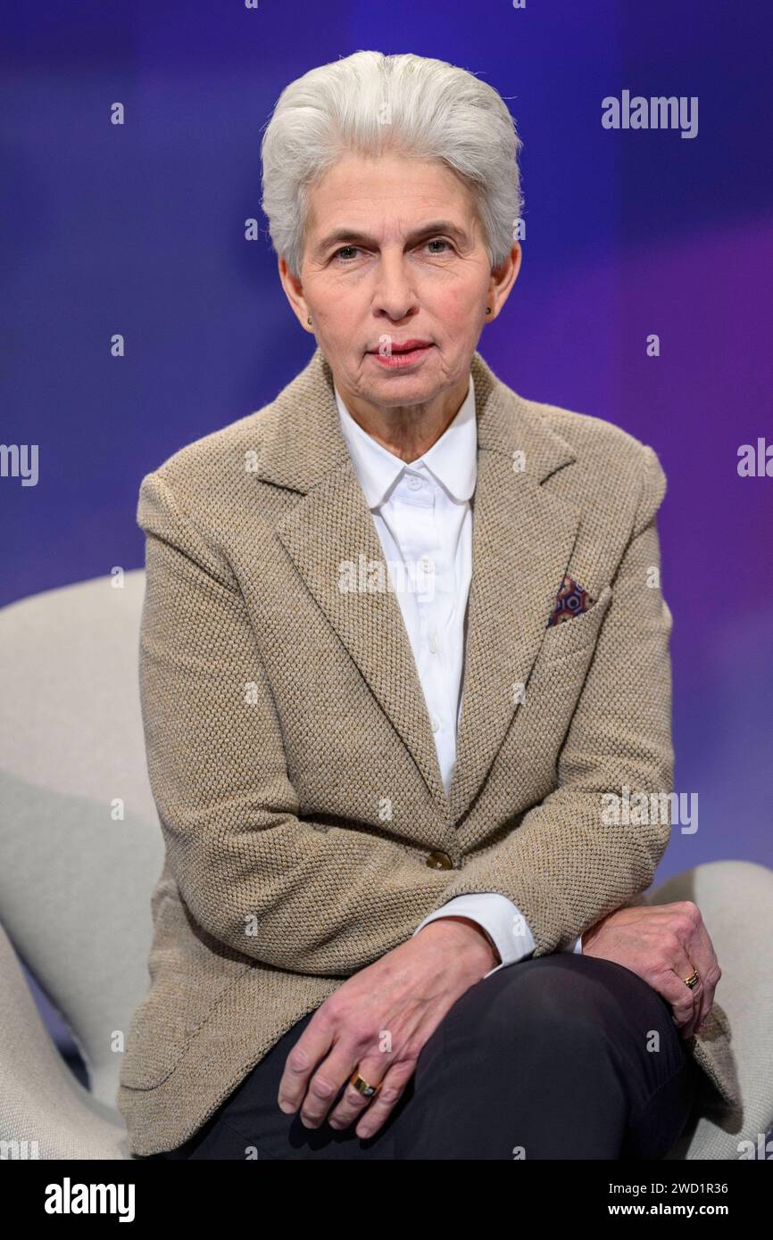 Marie-Agnes Strack-Zimmermann, FDP Außenpolitikerin, maischberger ...