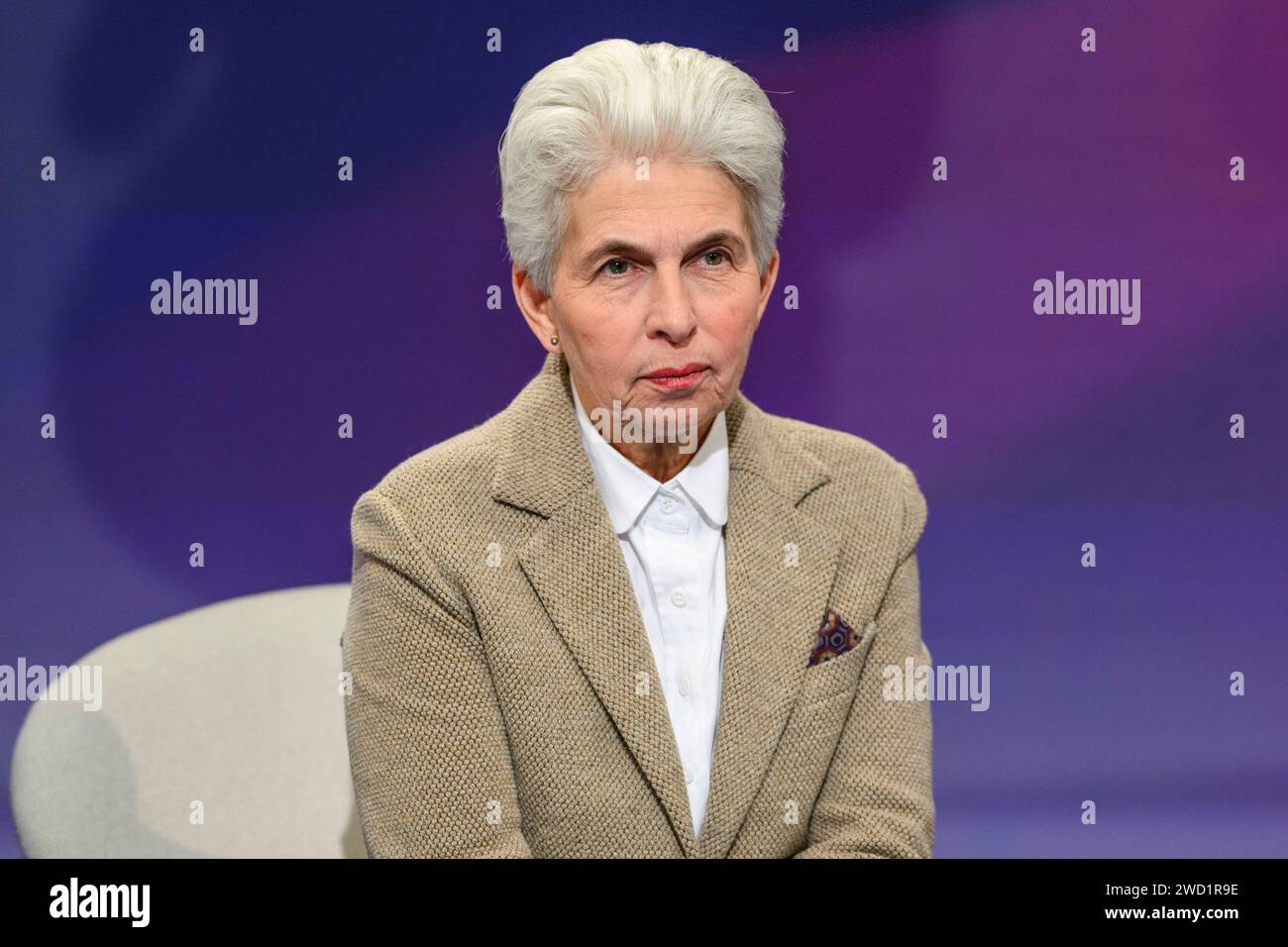 Marie-Agnes Strack-Zimmermann, FDP Außenpolitikerin, maischberger ...